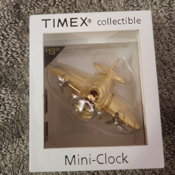 Timex | Other | Vintage Timex Collectible Mini Desk Clock Gold Silver ...